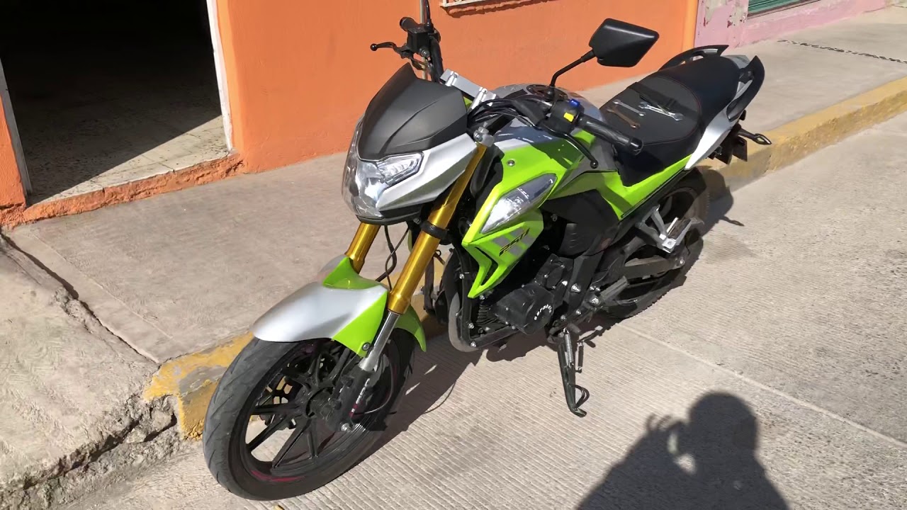 Carabela Vector 250cc - YouTube