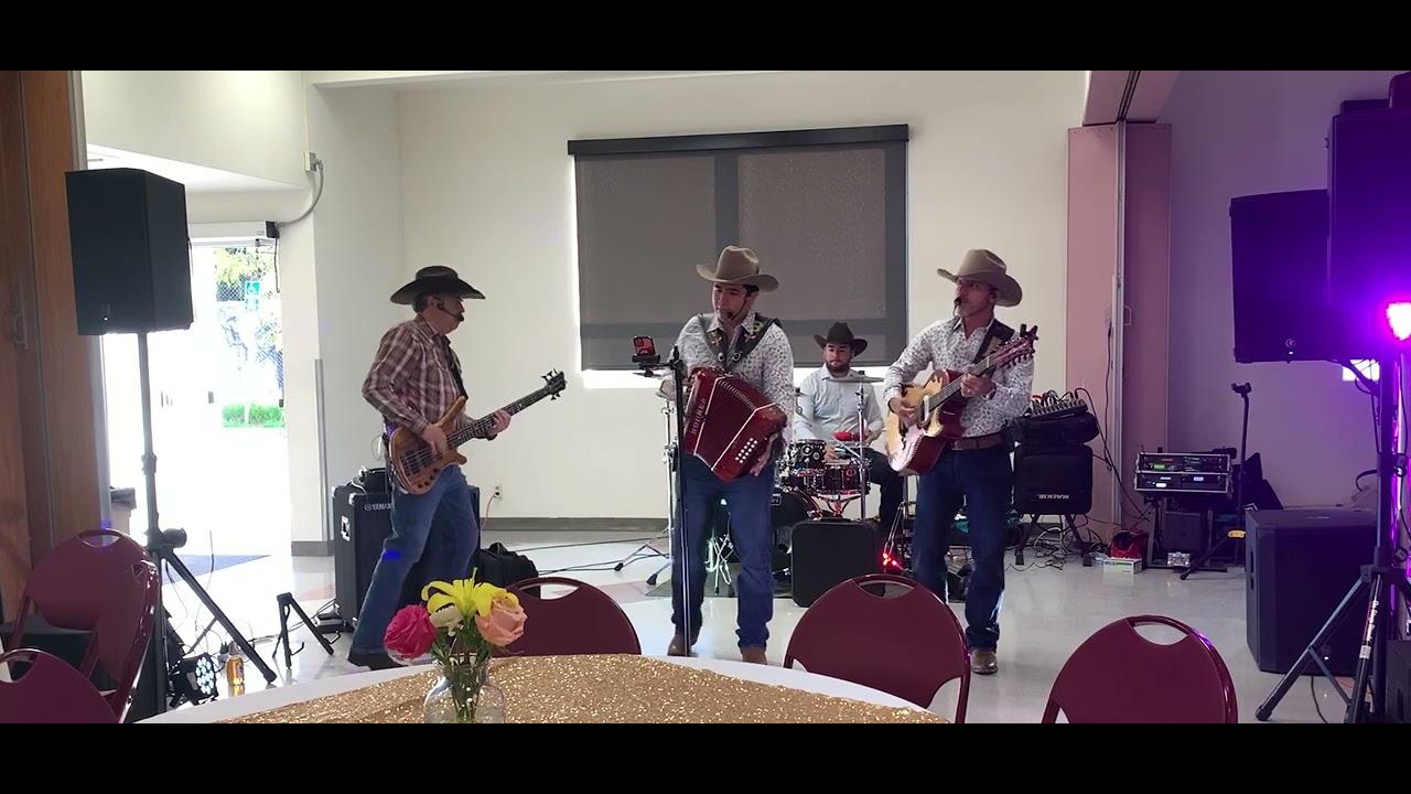 Los Bitaches - Celda 27 (En Vivo) - YouTube