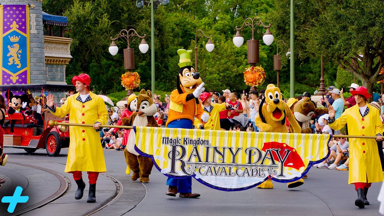 Rainy Day Cavalcade Parade in 4K | Magic Kingdom Disney World 2023 ...