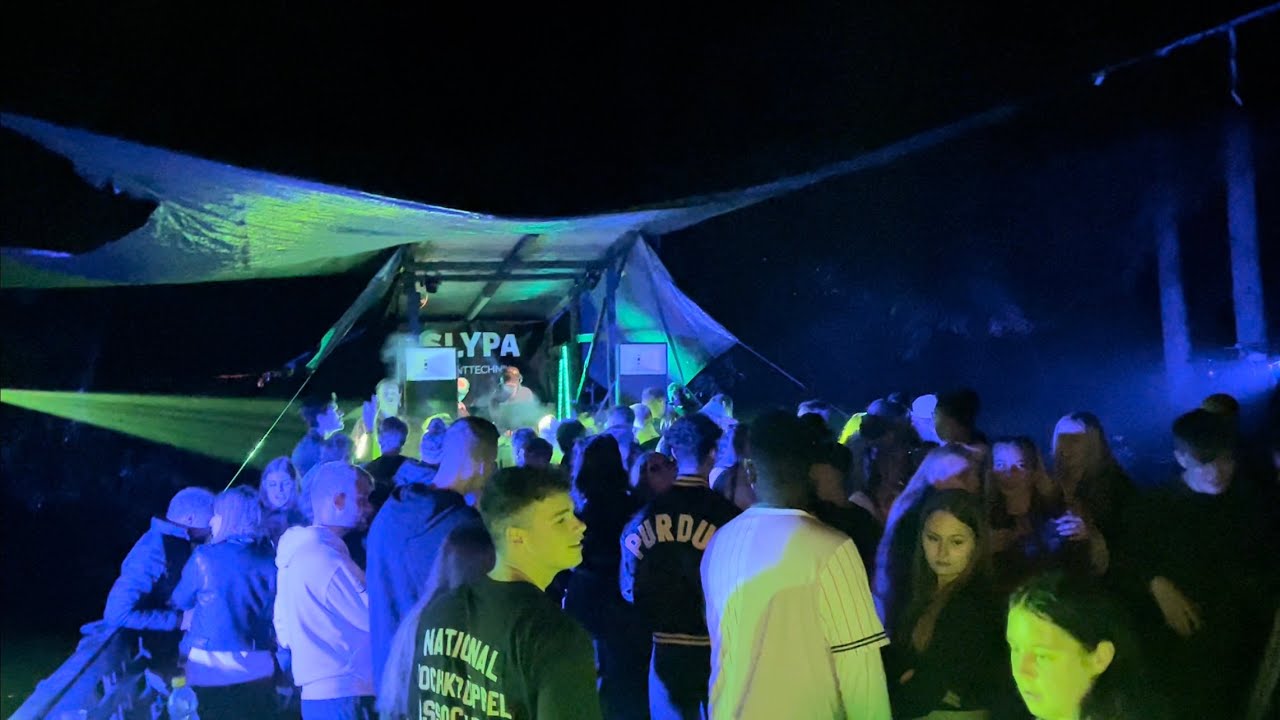 PA Anlage - 6x 18SW115 & Doppel 12“ Horn Tops | Outdoor Rave 2🔥🔊 - YouTube