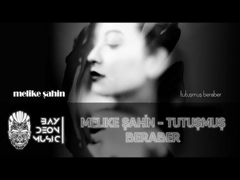 Melike Şahin susuyorsam bir bildiğimden