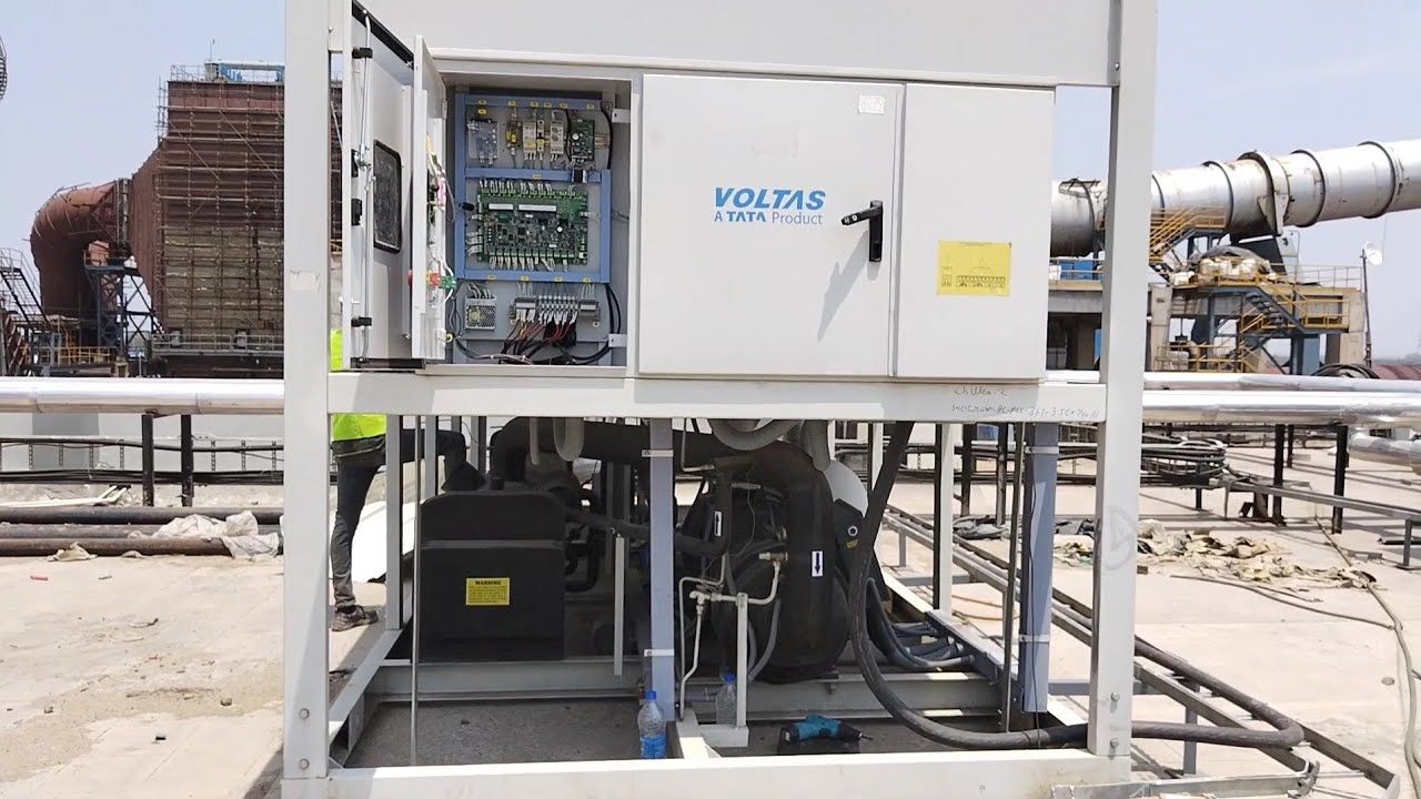Voltas Air Cooled Chiller Gas Charging | Gayatri airzone - YouTube