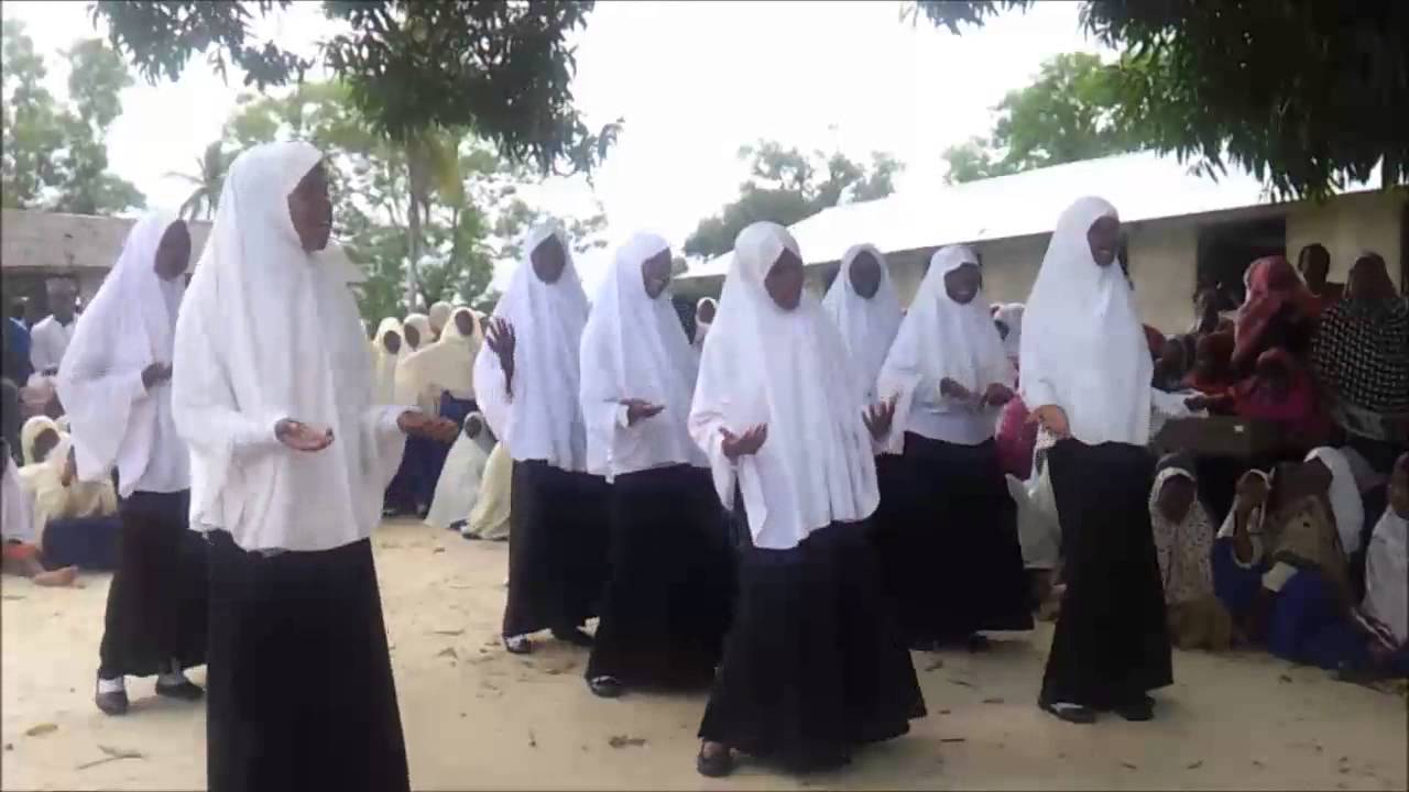 Kangagani Secondary School Choir (Pemba, Tanzania) - YouTube