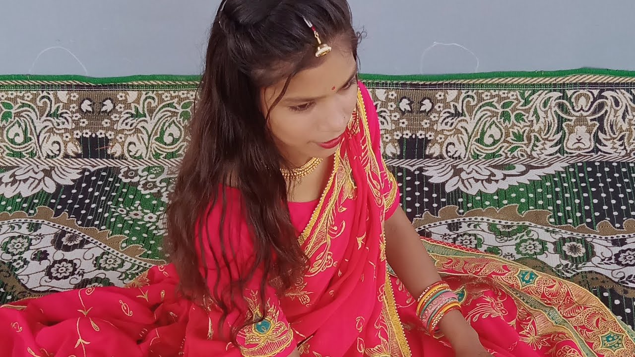 Jari Bari Ki Chunri || जरी बरी की चुनरी || Rajasthani Dance - YouTube