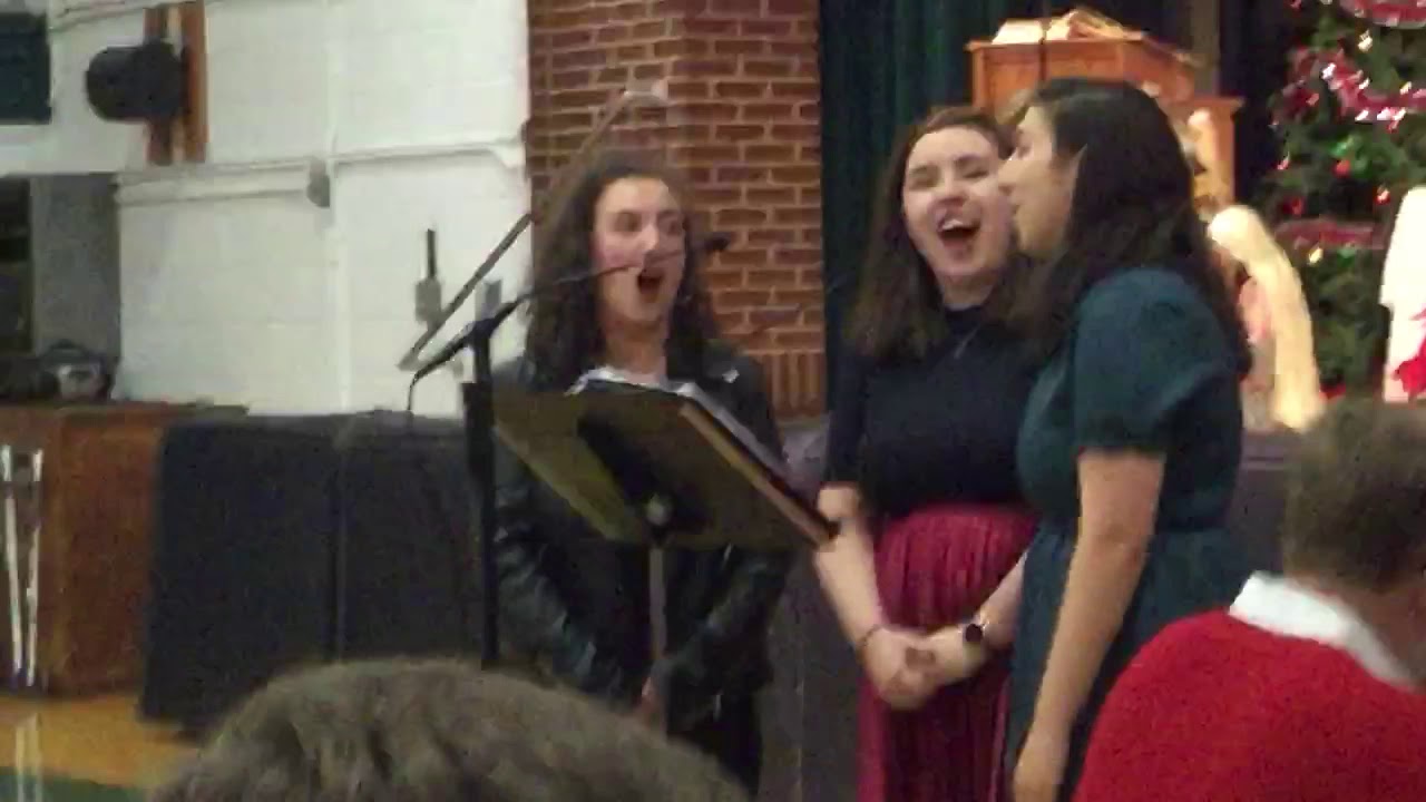 Gordon Sisters - O Holy Night (2019) - YouTube