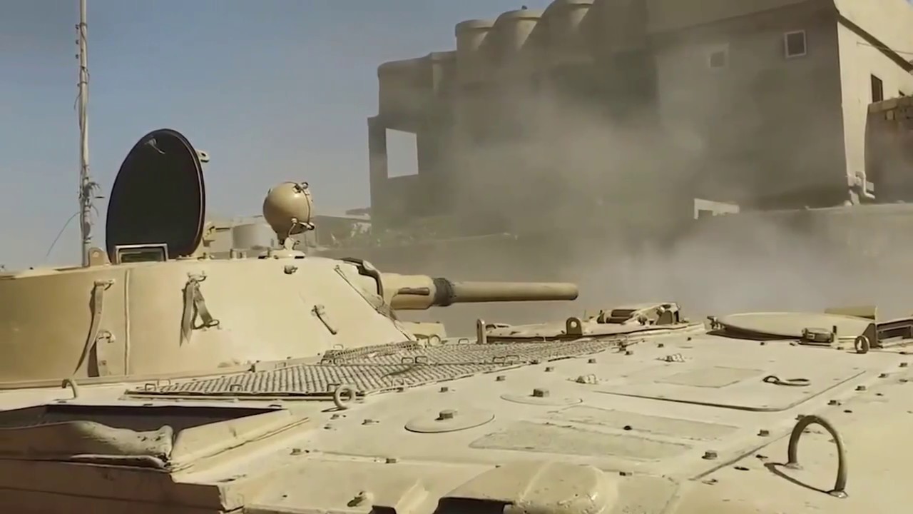 Iraqi BMP-1 Iraqi Army in TalAfar -Mosul /Iraq - YouTube