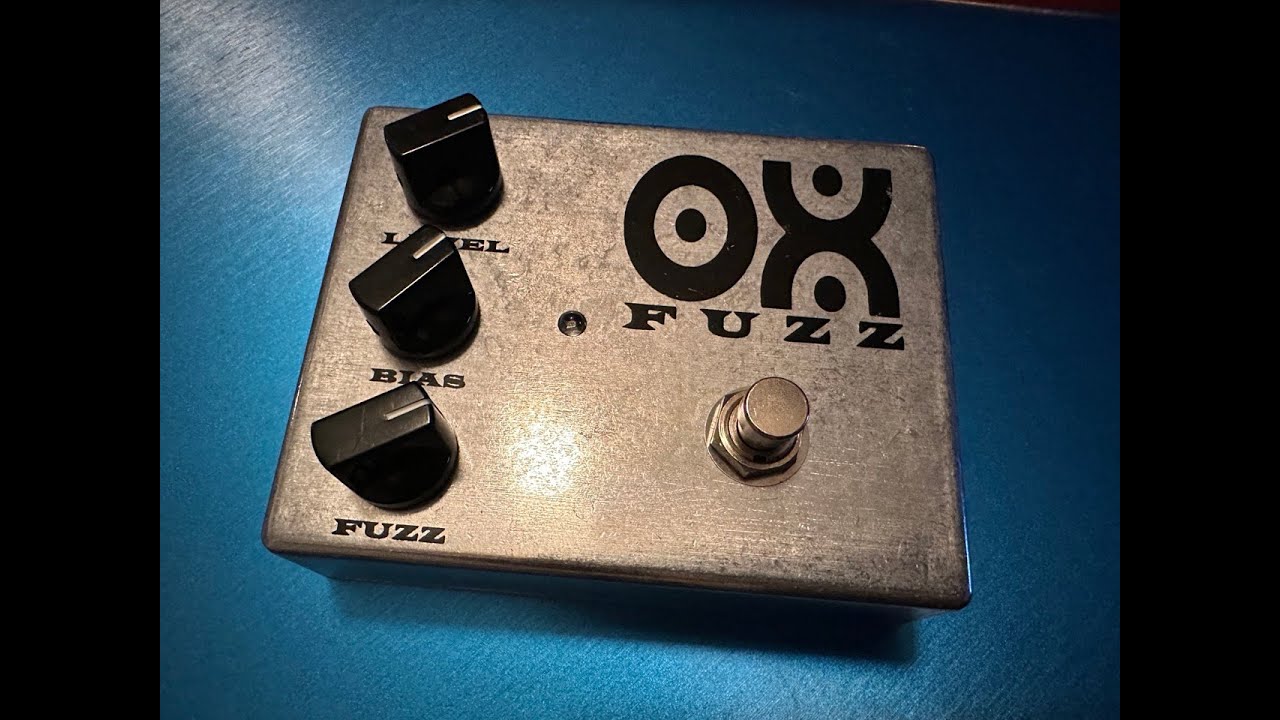 OX Fuzz II into 1965 Vibrolux Reverb on 6 - SRV Custom Shop Closet ...