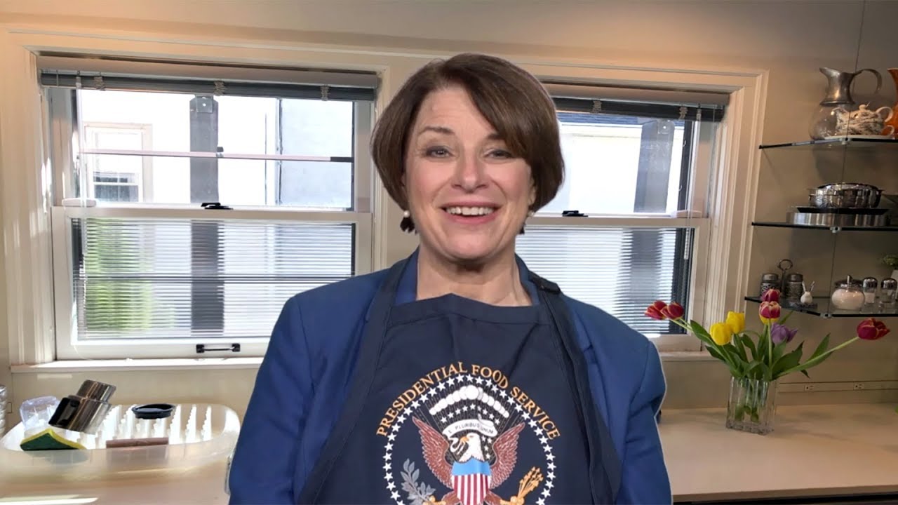 MinnRoast 2019: The Great Minnesota Hot Dish Bake Off - YouTube