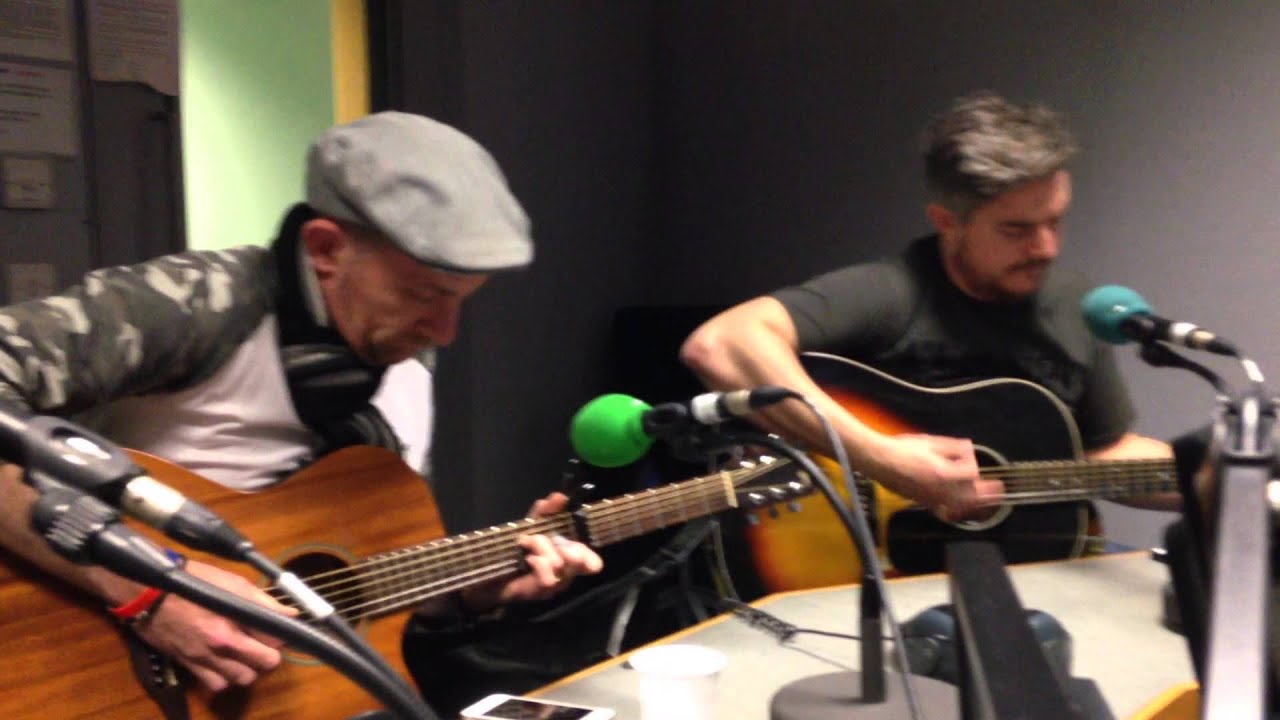 Ronan MacManus - China boats @BBC Merseyside - YouTube