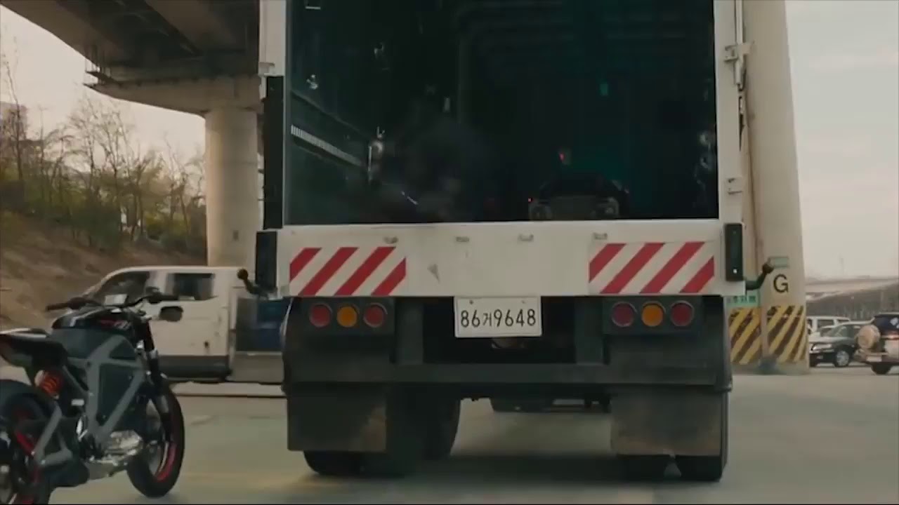 Captain America VS ultron/ fight scene/avengers age of ultron/ - YouTube