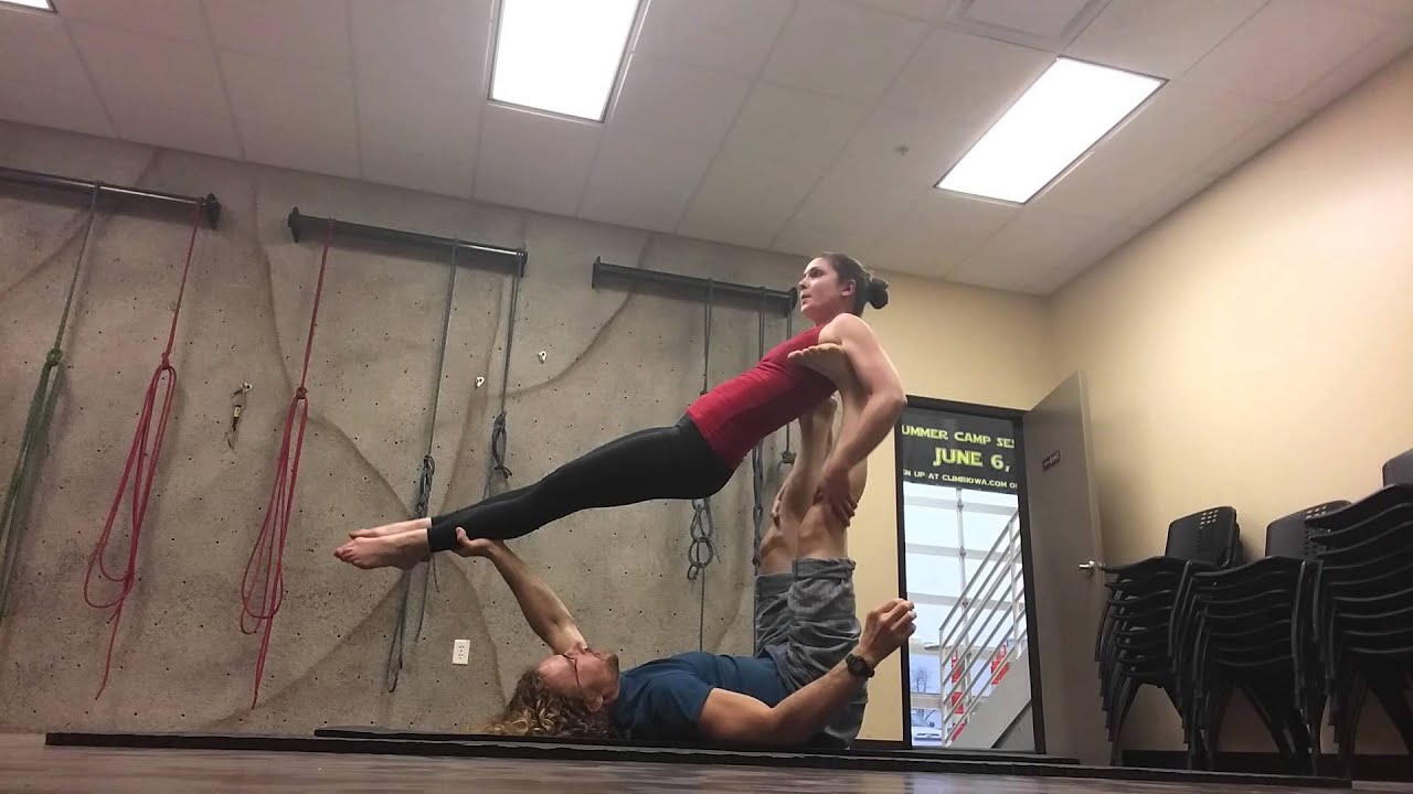 Thomas Flair with Hands - YouTube