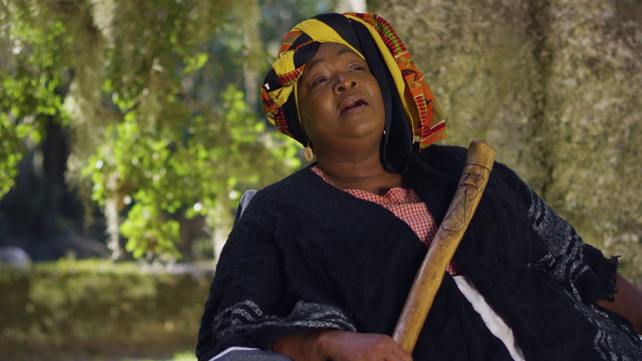 Naturally Amazing Grace and Beauty - YouTube