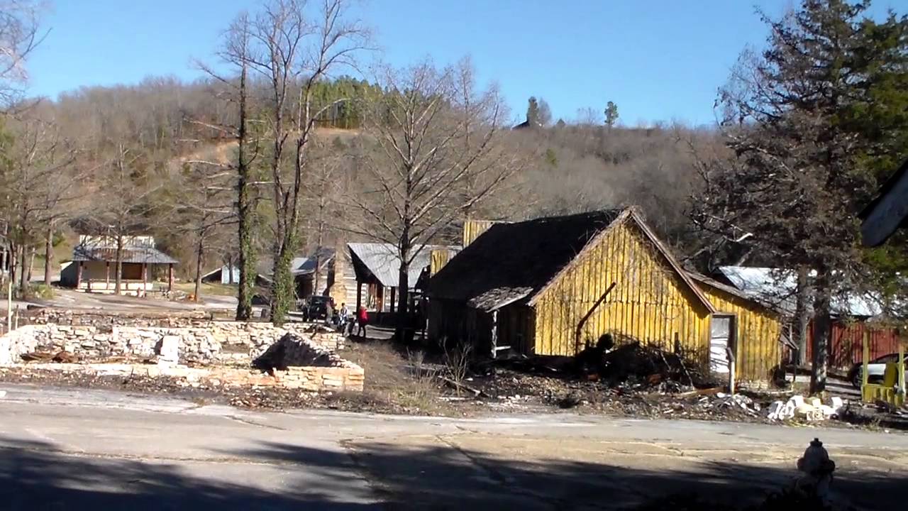 Dogpatch USA Tour, Dec 2015 (part 2) - YouTube