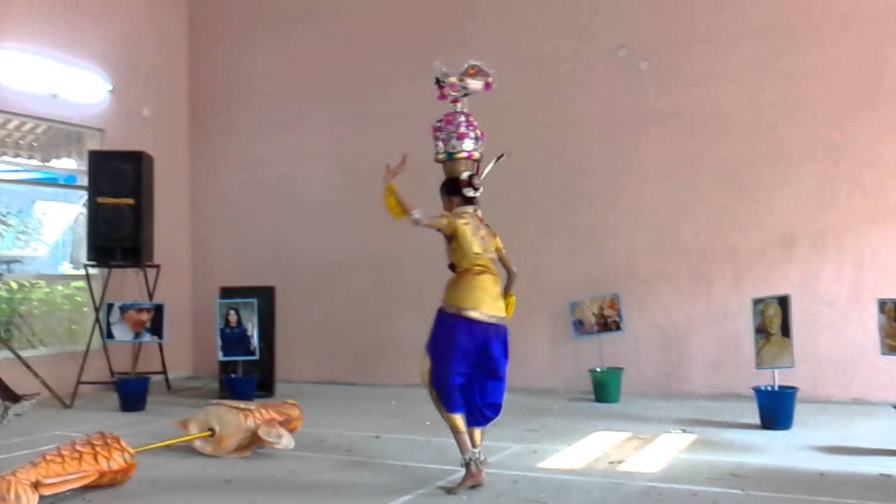 Karur Chintana's Karagam Dance in state level Folk Dance Competition ...