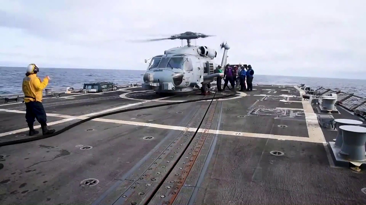 US Navy MH-60R Sea Hawk refueling on USS Pinckney - YouTube