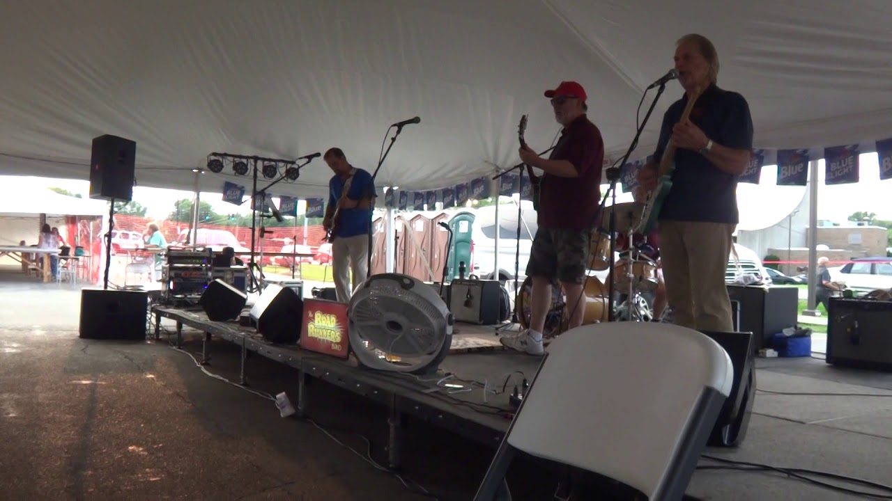 ROAD RUNNER BAND 2018 ANNUN CHURCH PICNIC - YouTube