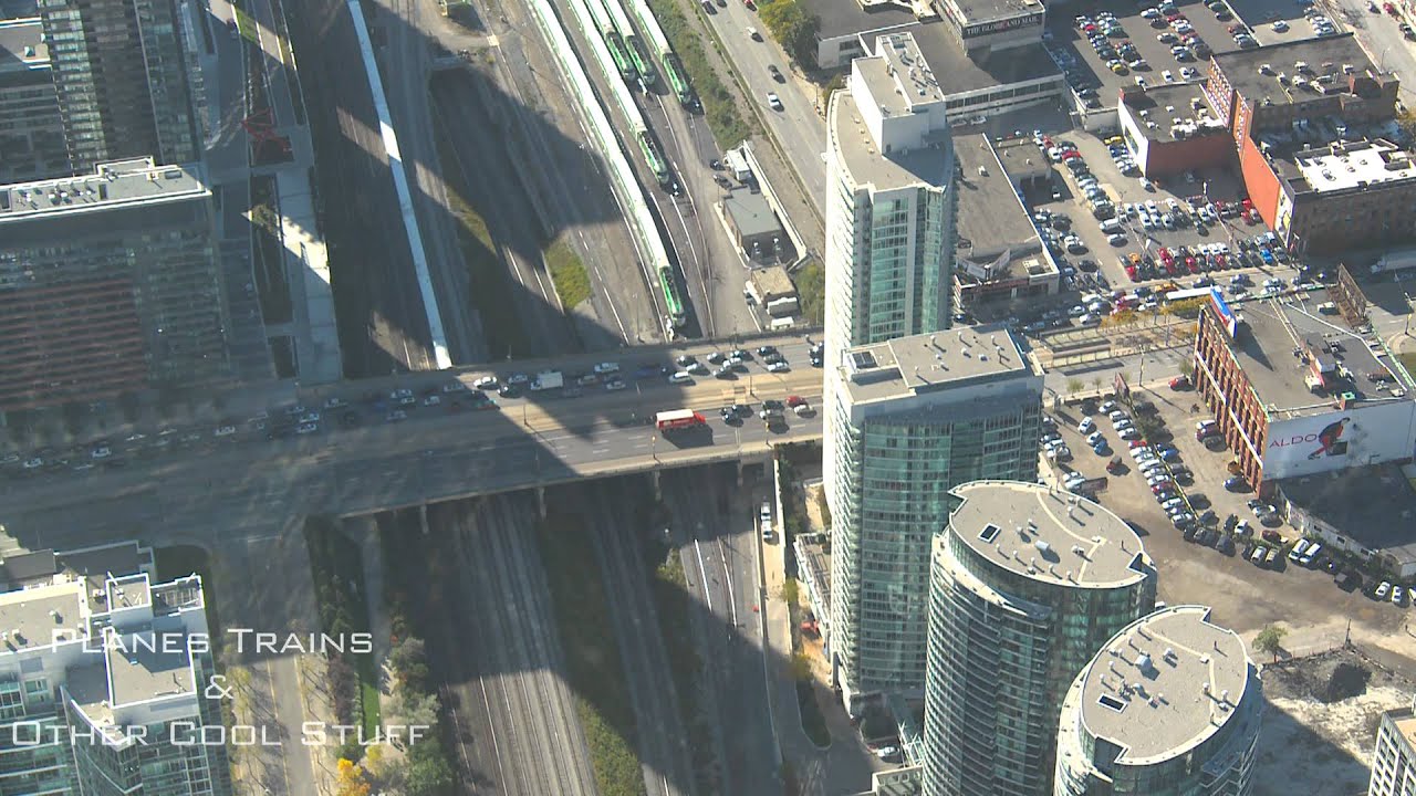 2010, Toronto from the air, magnificent! Toronto, Ontario - YouTube