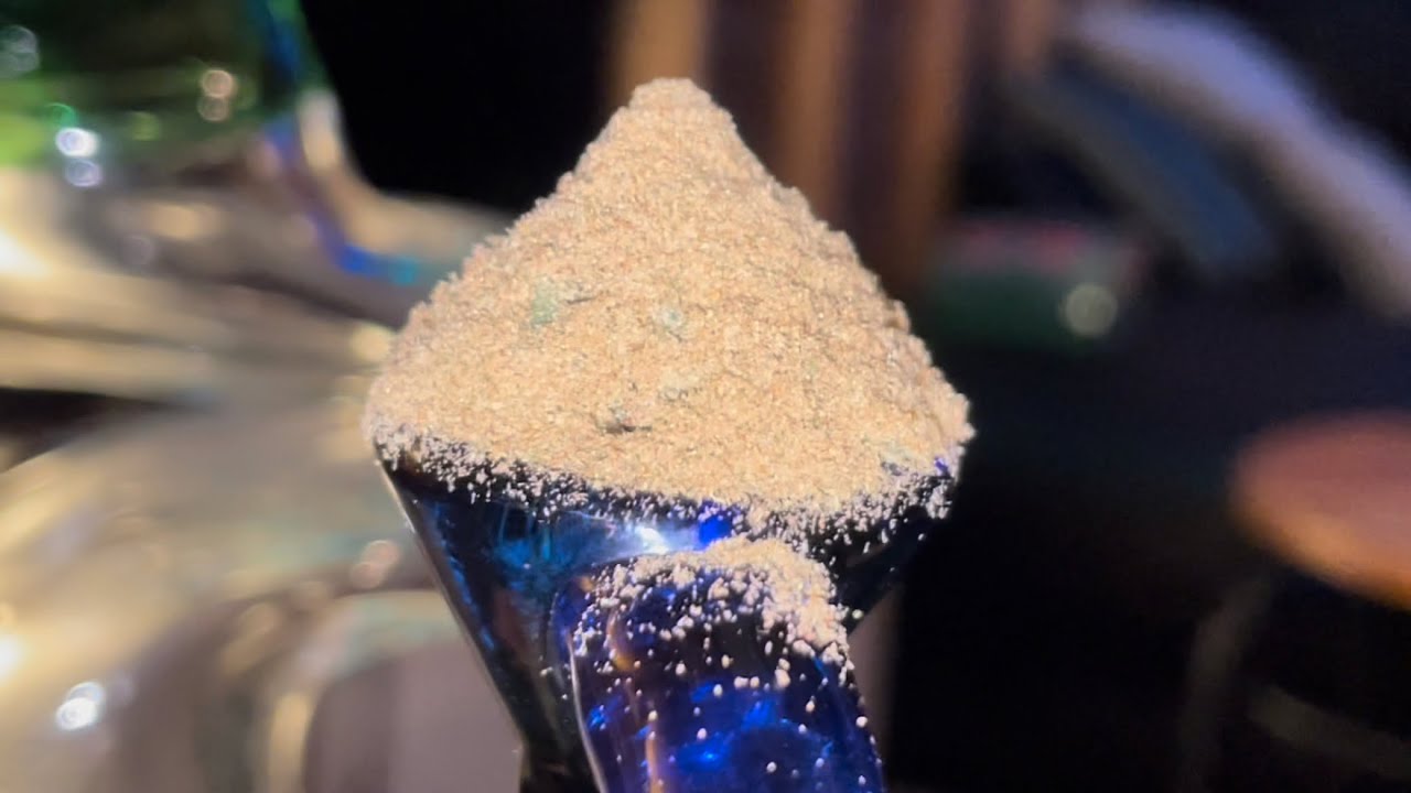 MASSIVE KIEF BONG RIP - YouTube