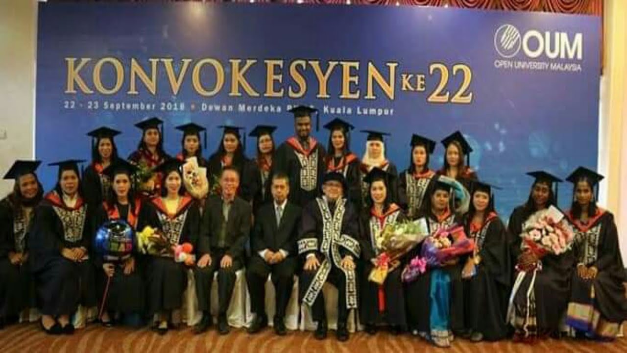 Our Graduation Day at Open University of Malaysia (OUM) - YouTube
