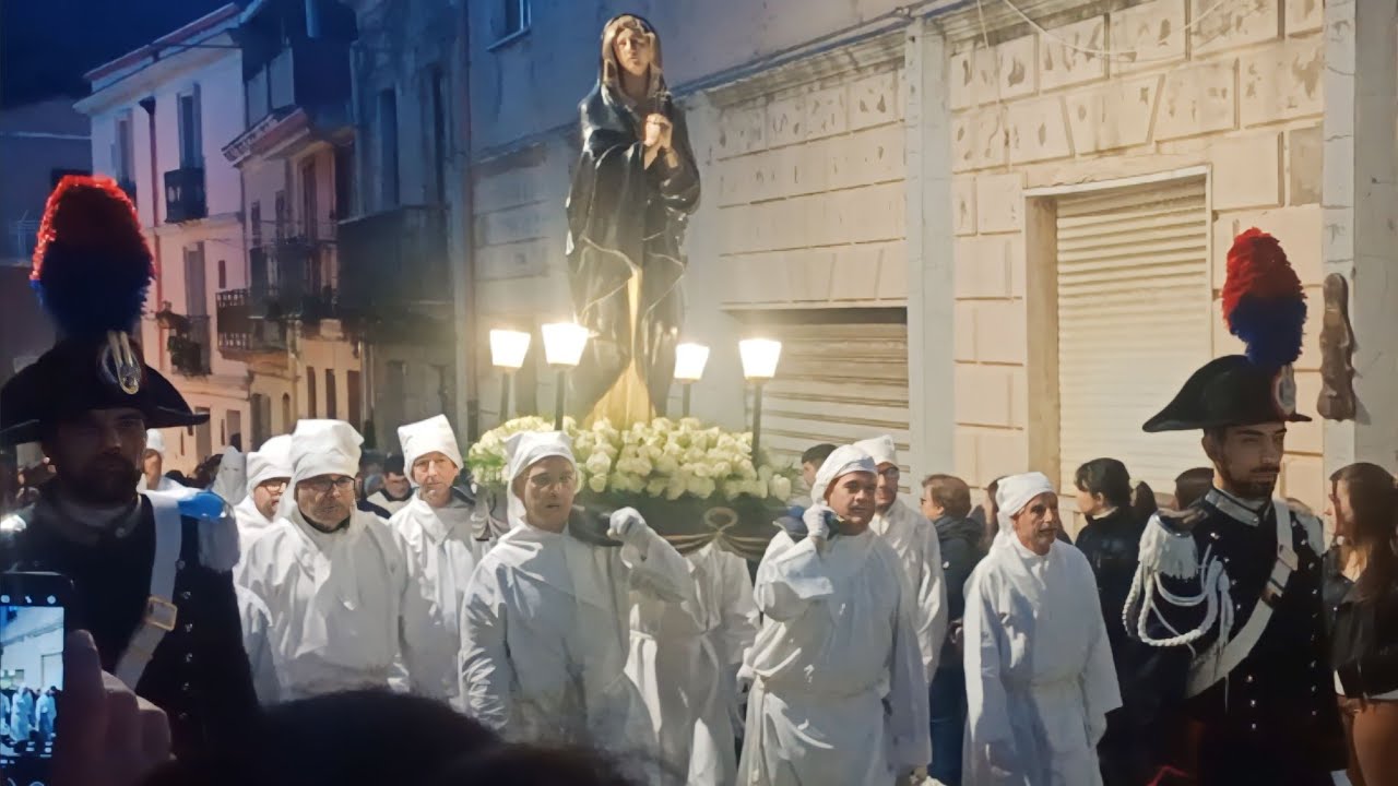 Il giovedì Santo | La Processione dell'addolorata | Iglesias Italia ...