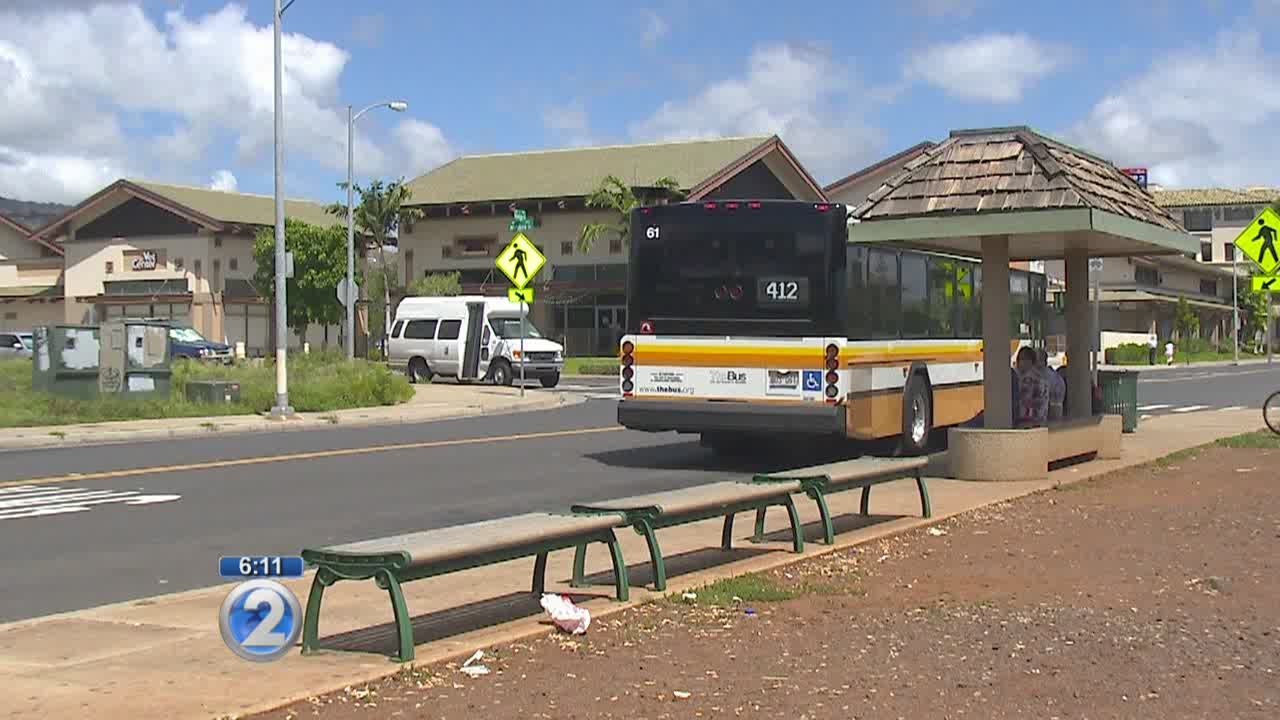 Bus riders frustrated with 'temporary' Kapolei Transit Center - YouTube