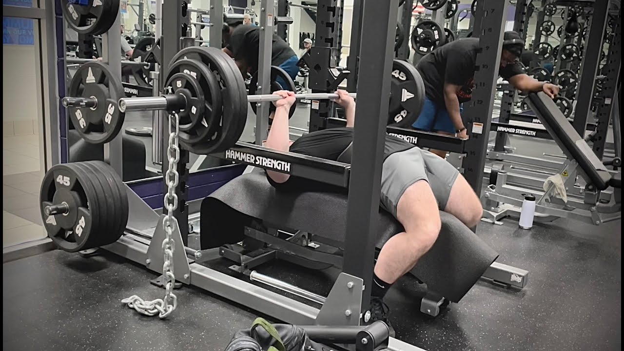 285lb/129kg Close-Grip Pin Bench Press +25lb/11kg Chains - Today's Easy ...