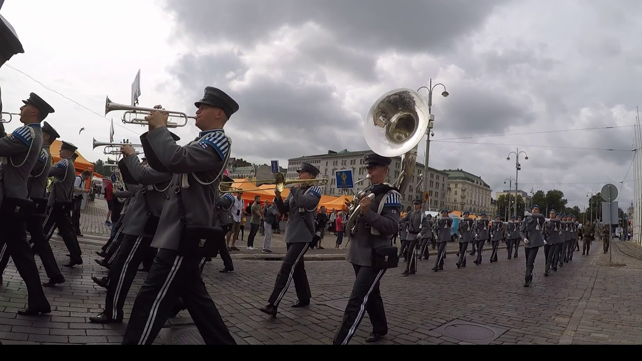 We watch the Army march in the streets of Helsinki Finland - YouTube