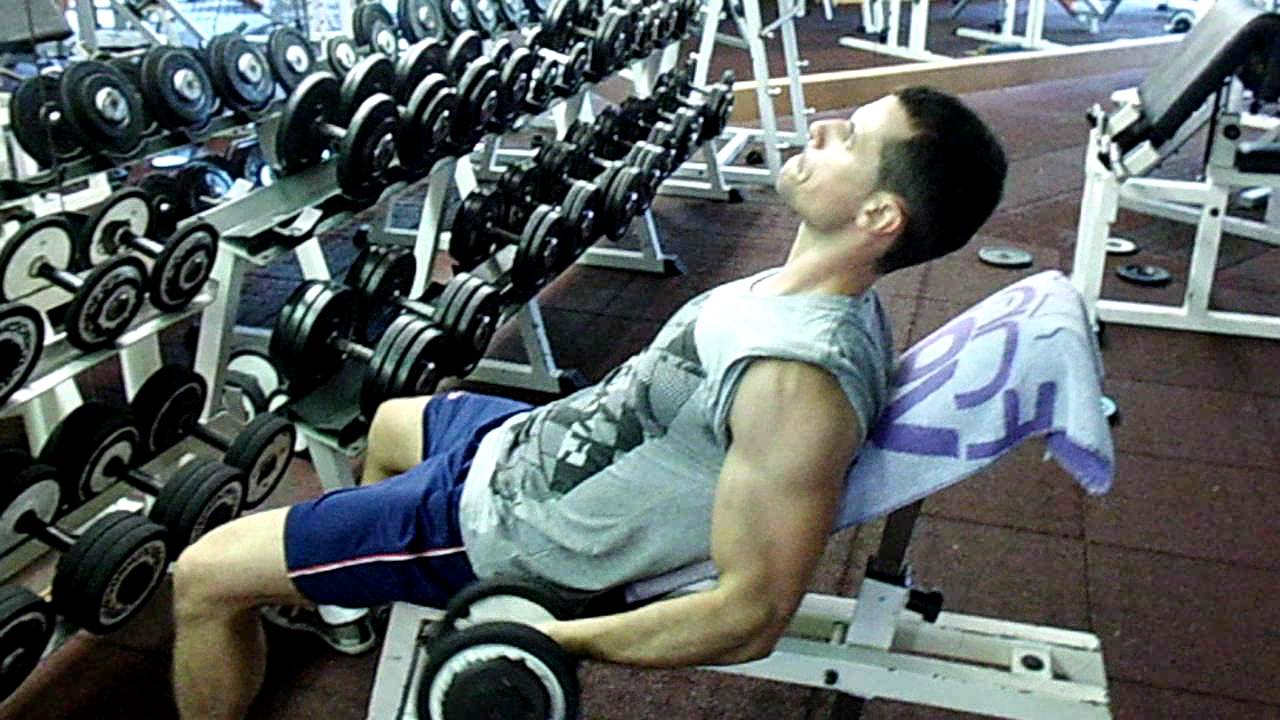 CURL CON MANCUERNAS INCLINADO SIMULTANEO - YouTube