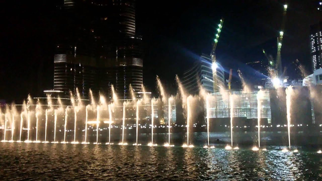 UAE National Day 2014 Water Show @ Dubai Fountain - YouTube