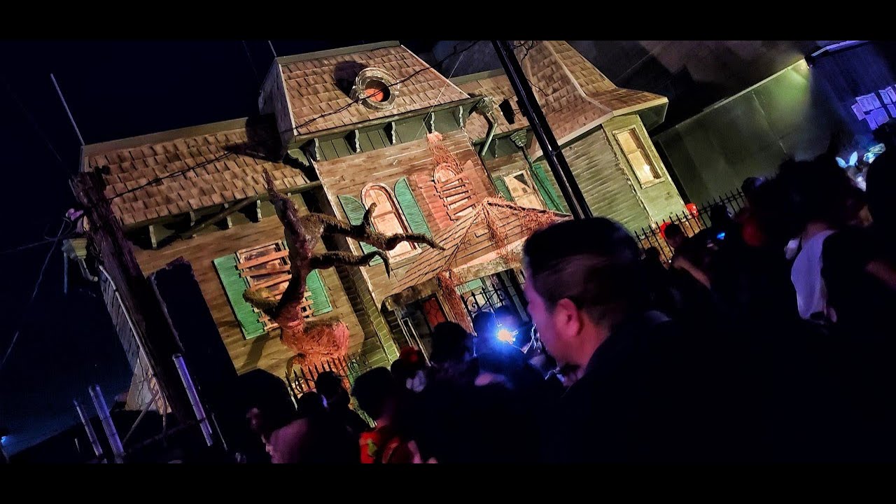 HAUNTED HOUSE CASA DE PENNYWISE EN TIJUANA #Halloween - YouTube