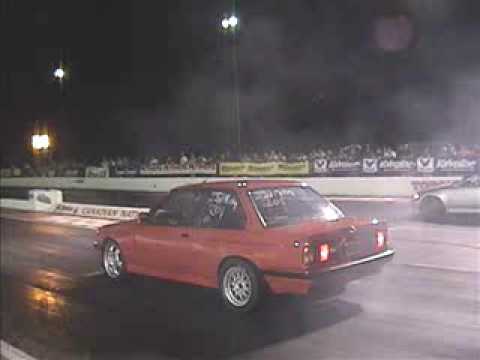 Red BMW vs Silver Civic