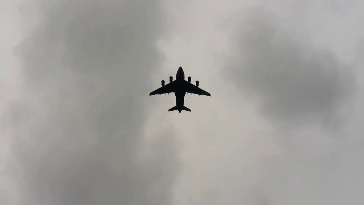 Pregame flyover at Virginia Tech - YouTube