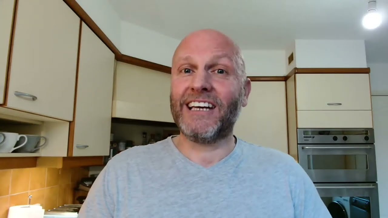 30 000 Party Live at 8pm with Buckfast - YouTube