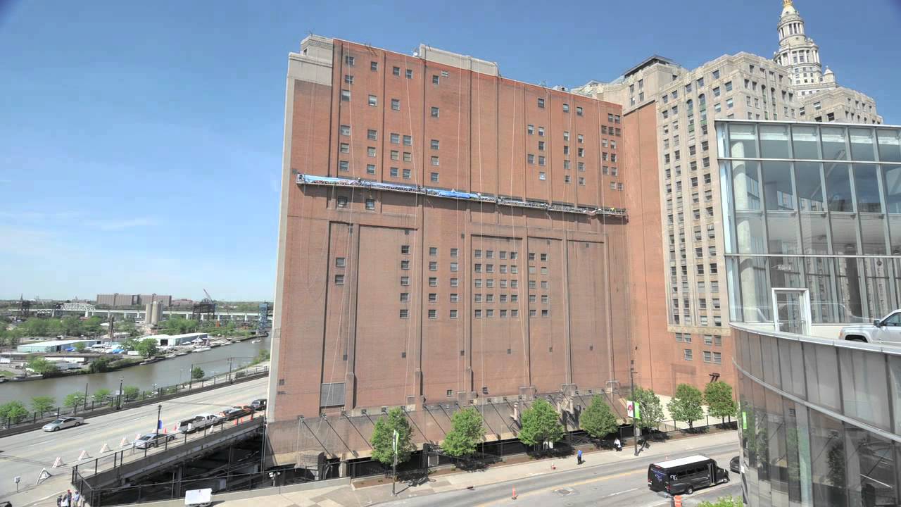 Sherwin-Williams unveils a colorful salute to Cleveland - YouTube