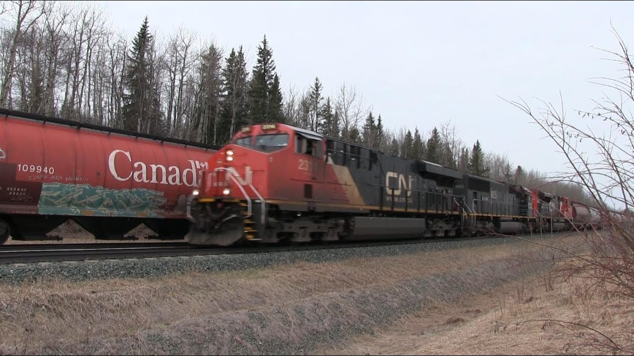 CN Train Spotting HD: 209 Cars!!! | CN 2314 IC 1025 & CN 8879 Leads CN 412 East 2/16 4/26/14 ...