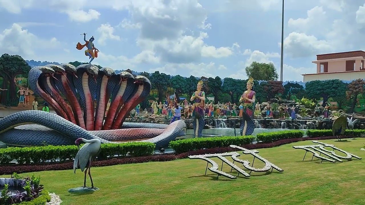 Bhakti Temple Mangarh Kunda Pratapgarh || Bhakti mandir Mangarh dham ...