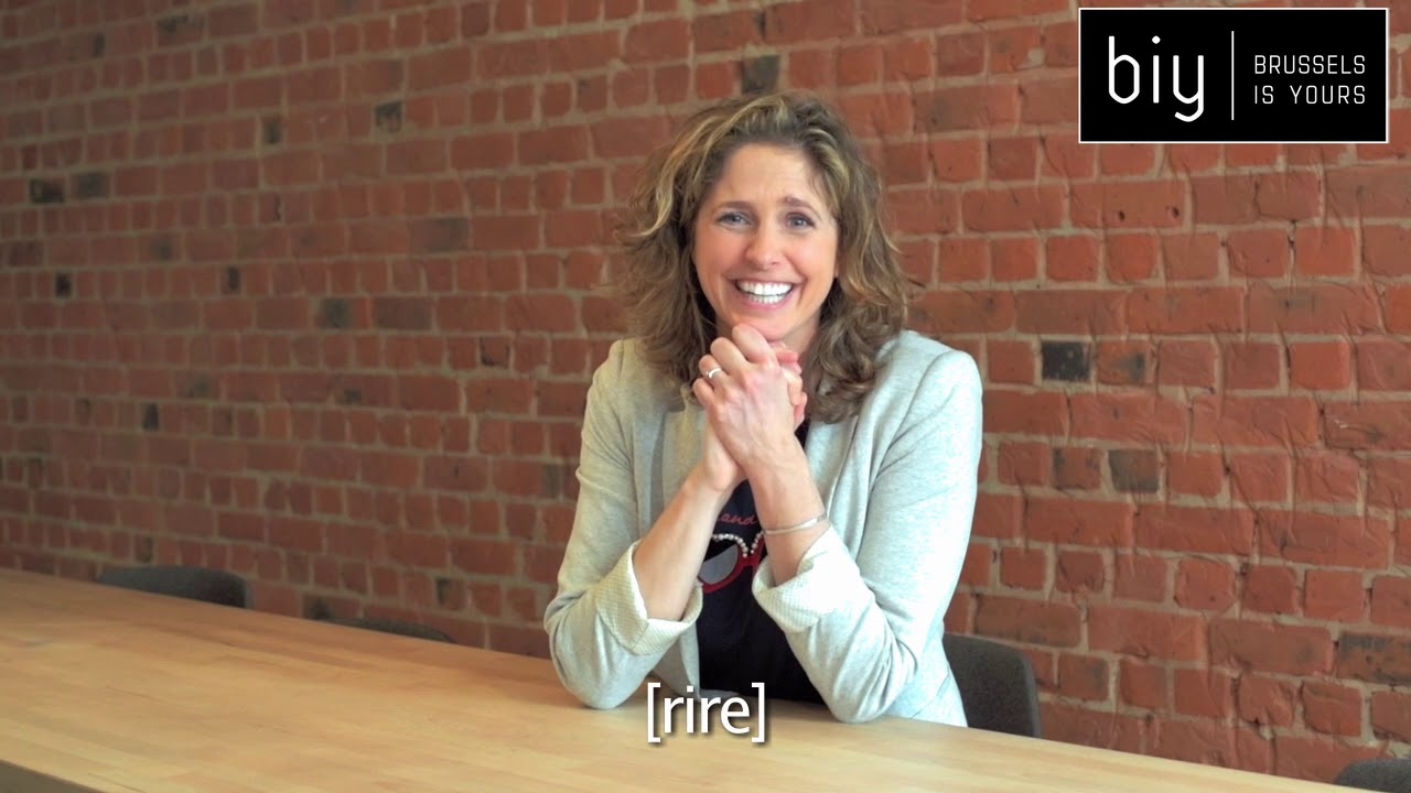 Interview express de Sara de Paduwa - YouTube