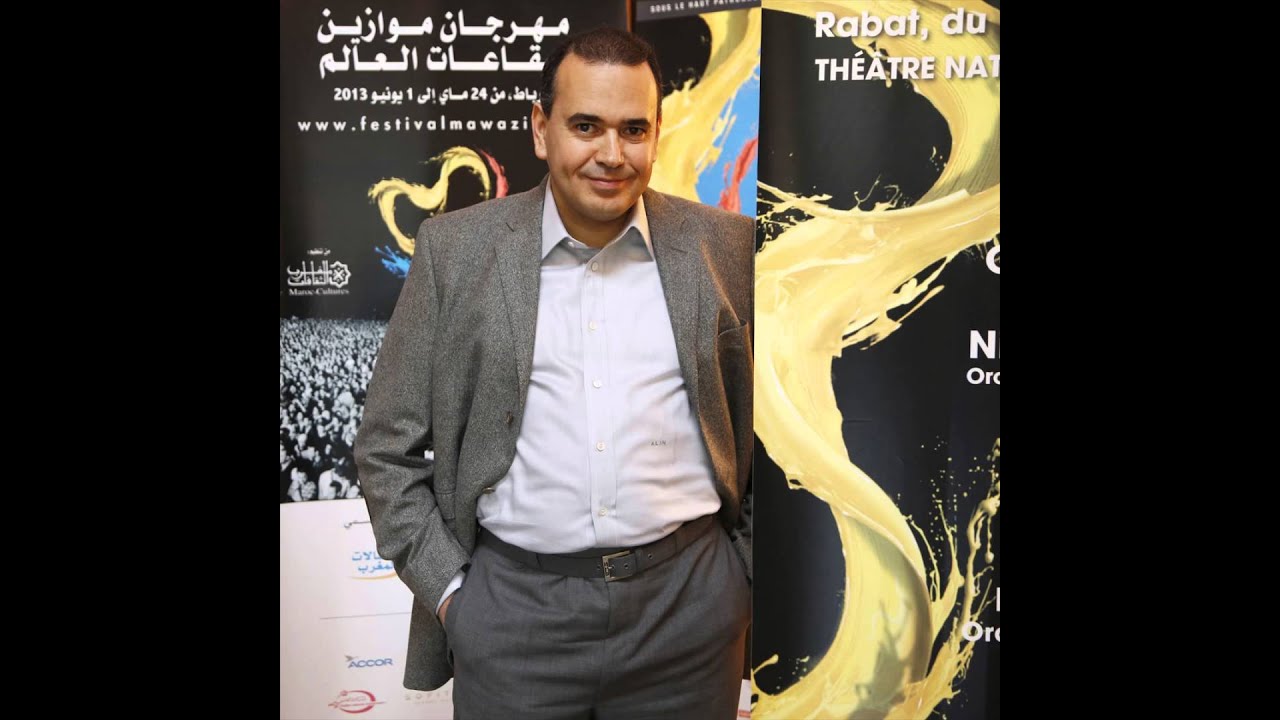Mounir Majidi a offert un cadeau a son Selim Belmaachi - YouTube