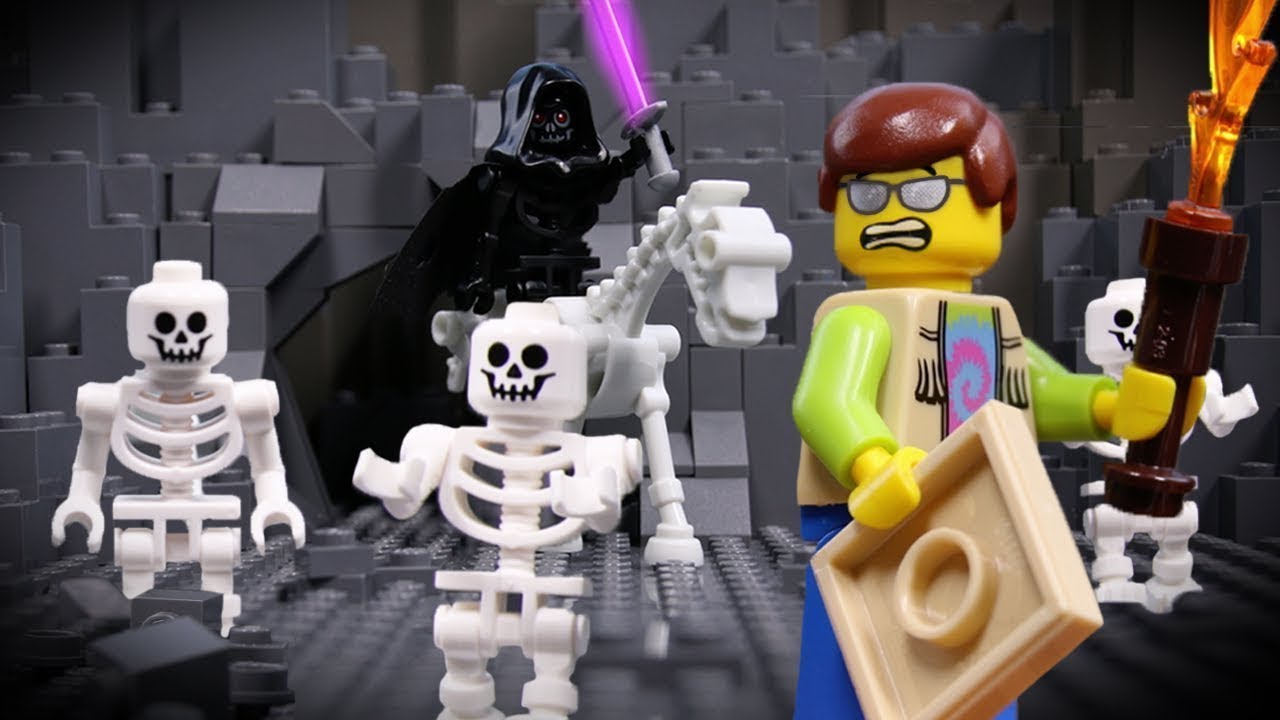 LEGO City Skeleton Attack STOP MOTION LEGO Halloween: Skeleton Treasure ...
