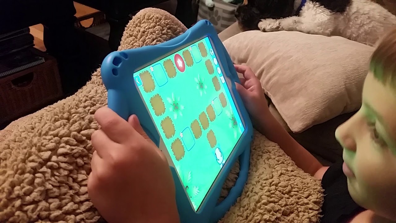 Gabe doing block programing - YouTube