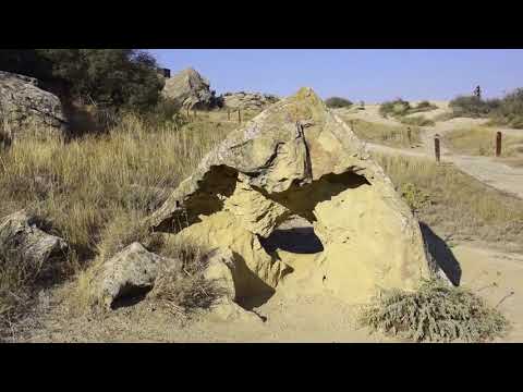 Qobustan qayalari -The rocks of Gobustan (2018)