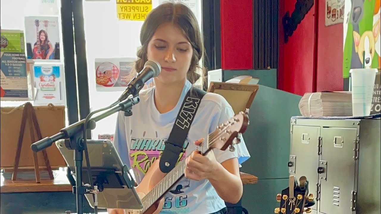 Francesca LIVE at The Dog House - Tavares, FL - YouTube