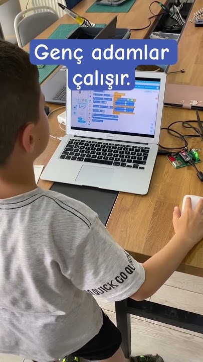Genç Adamlar Hep çalışır Arduino Robot Arduinoproject Robotikkodlama Lego Robotics Robot