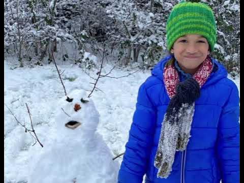 My snowman came to life 😯😯😯 - YouTube