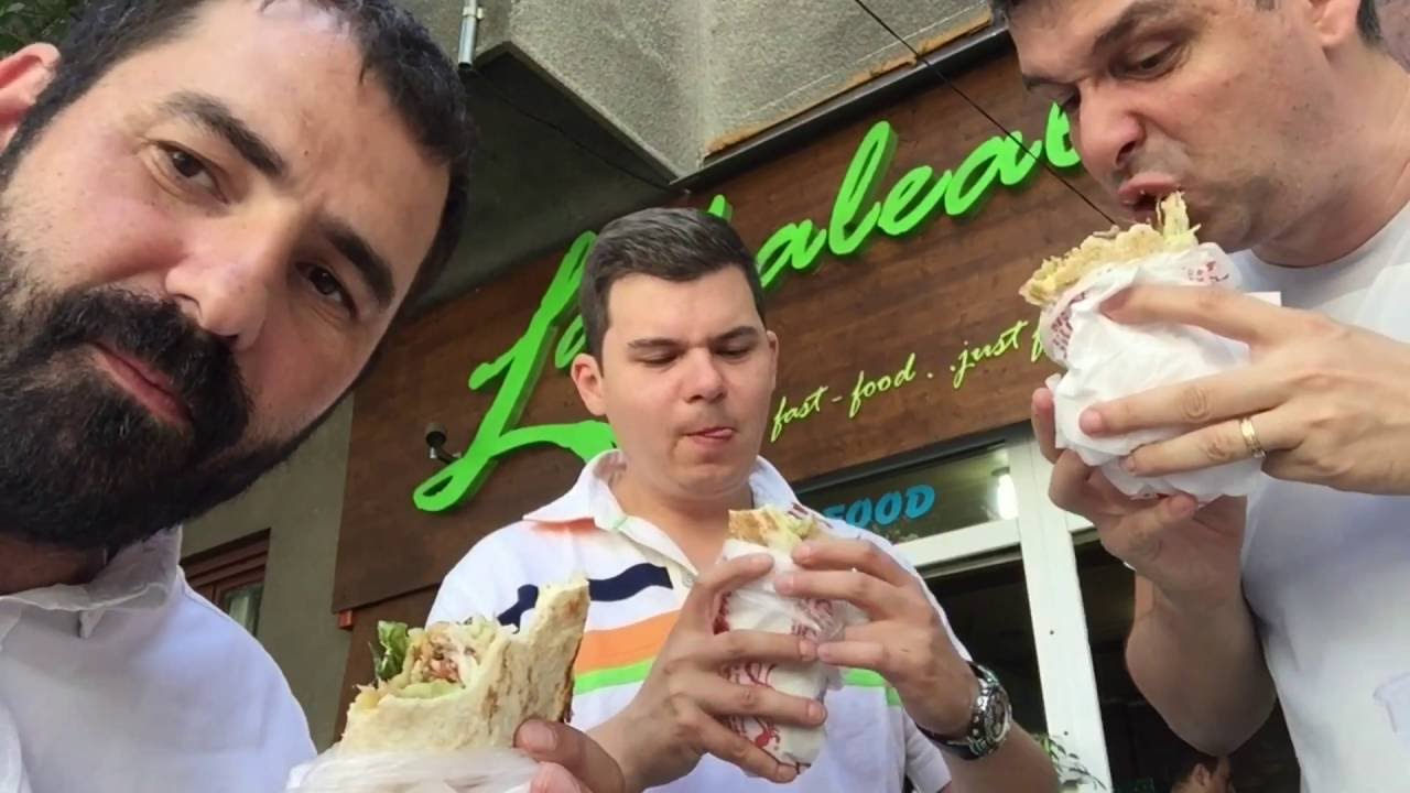 GEORGHE ZAFIU SI LUCA PASTIA - OUT OF THE KITCHEN - YouTube