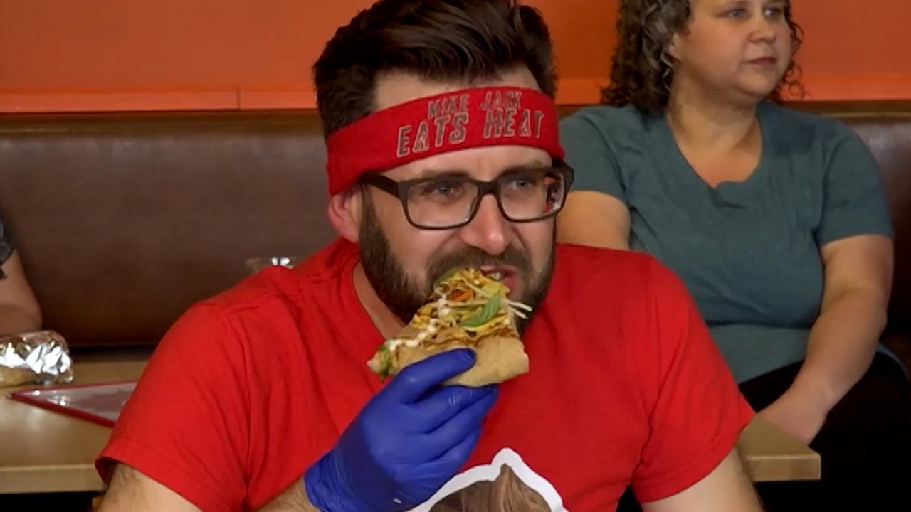 World's Hottest Pizza at Zen 'Za Pizzeria! | Jack up the Heat - YouTube