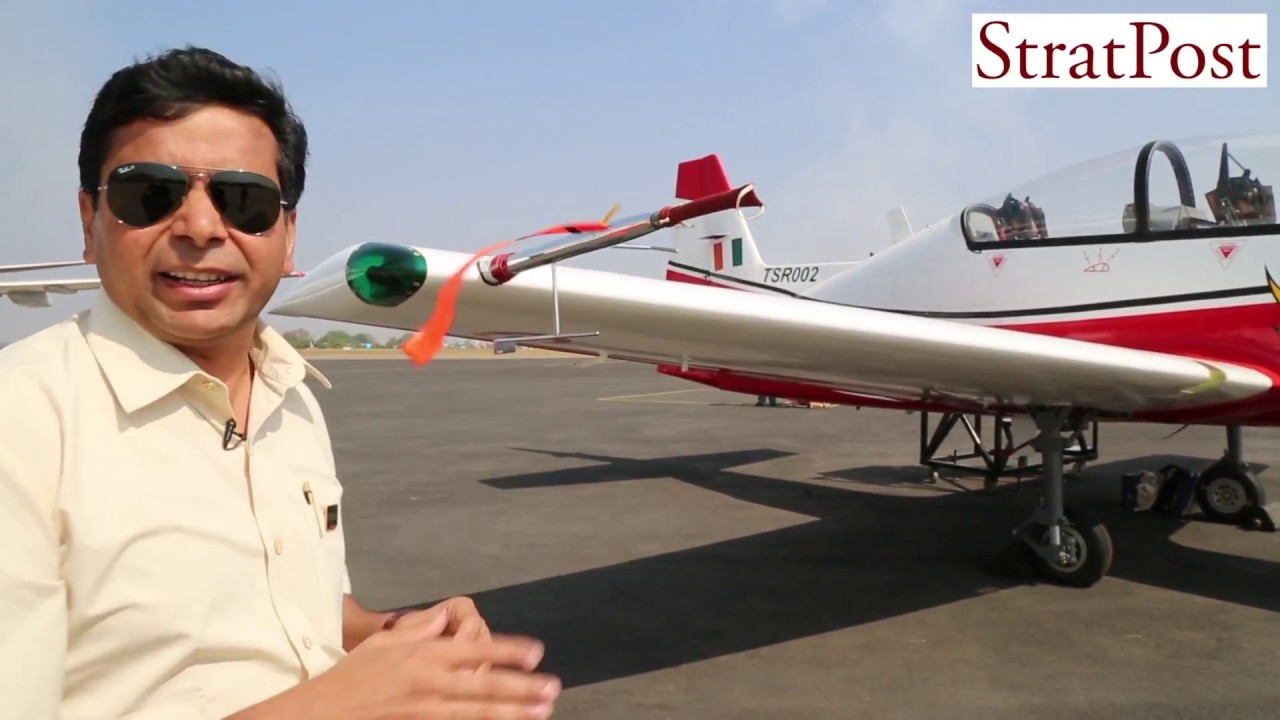 HTT 40 basic trainer at Aero India 2017 - YouTube