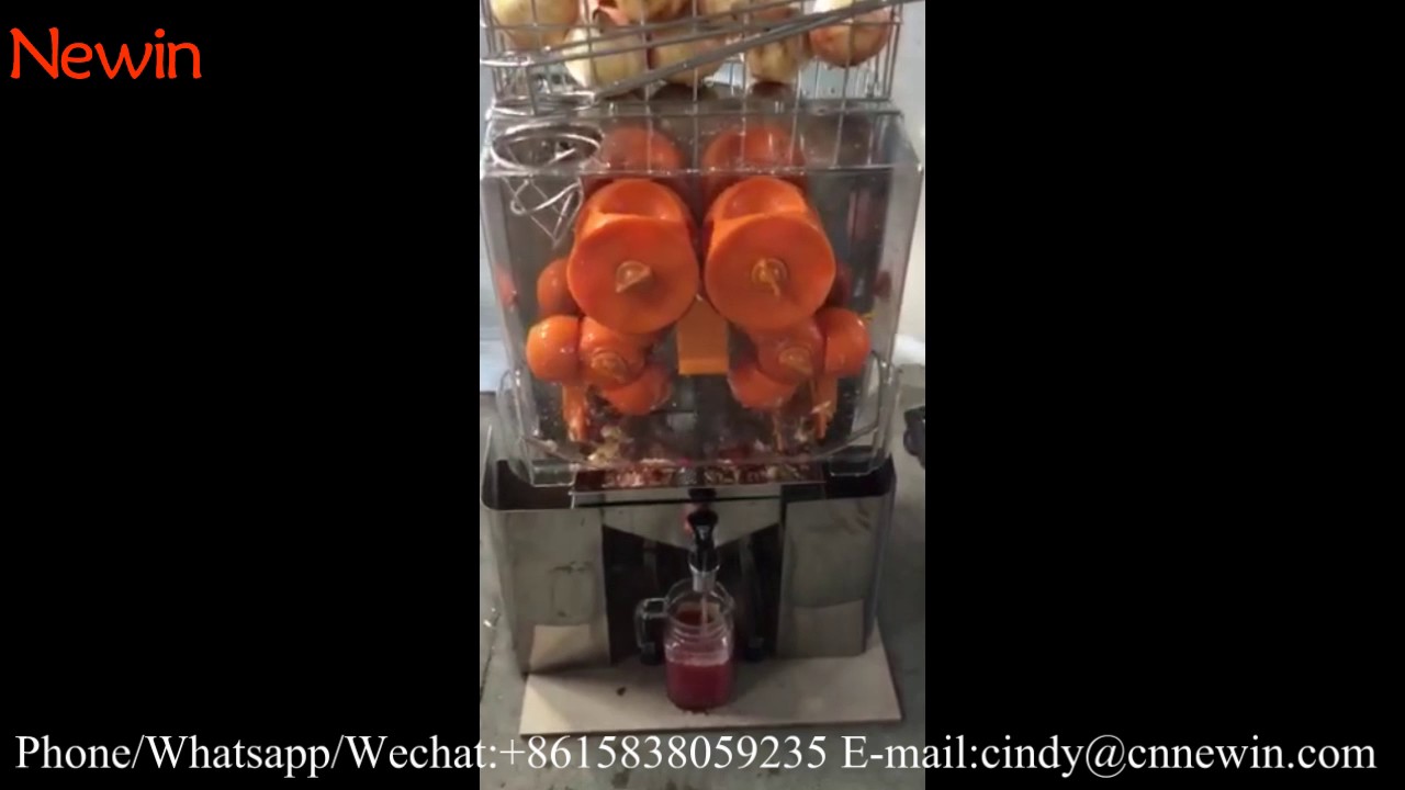 Fresh orange juice squeezing machine, Orange juicer - YouTube