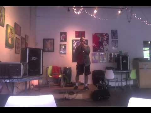 Free Style Poetry at Hodge Podge By John Lapides - YouTube
