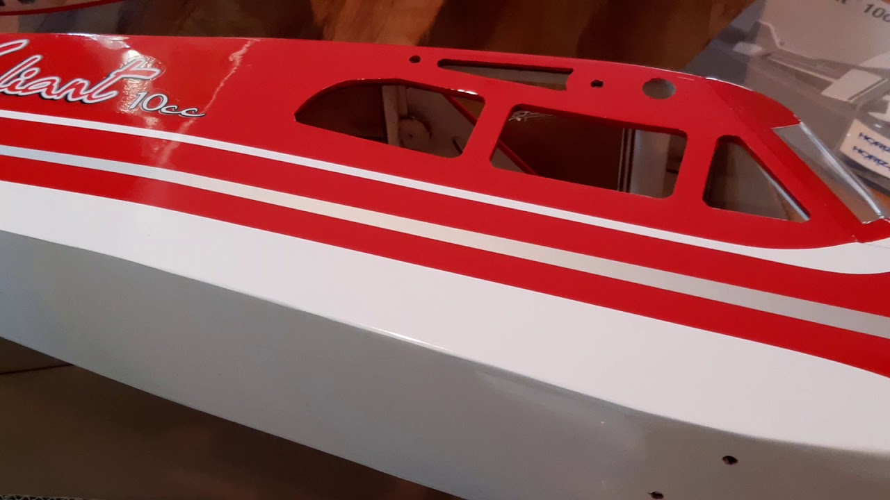 Hangar 9 10cc valiant ARF 69" unboxed . Excellent top wing sport R/C ...